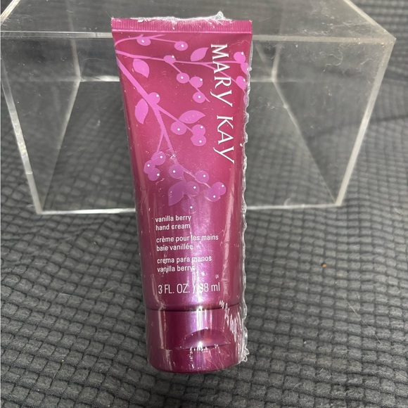 Mary Kay | Bath & Body | Mary Kay Vanilla Berry Hand Cream Sealed 3 Fl ...